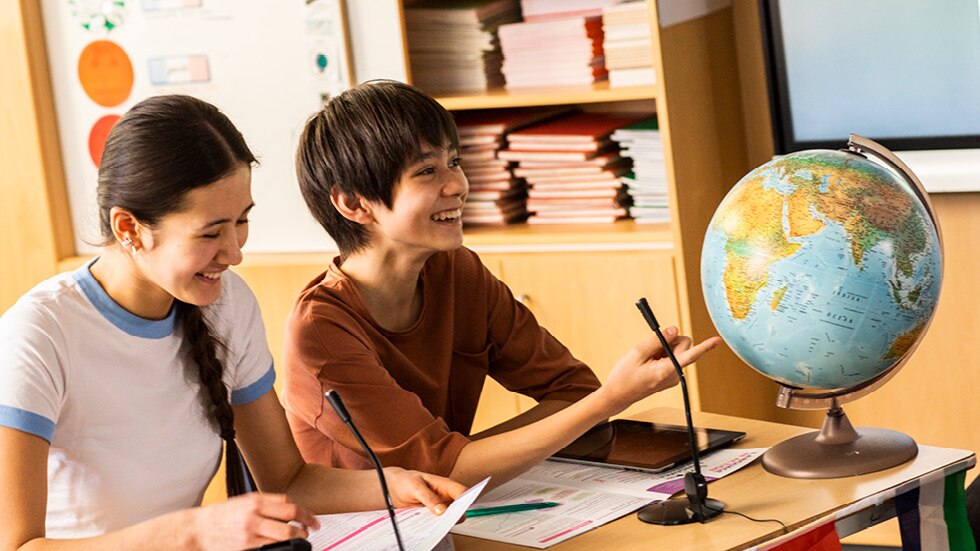 Secondary Plus 中學英語課程 (S1–S4) | British Council